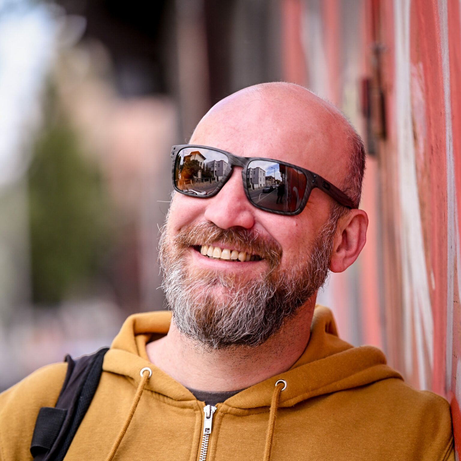 Насмеаниот Ангел - Trn.mk