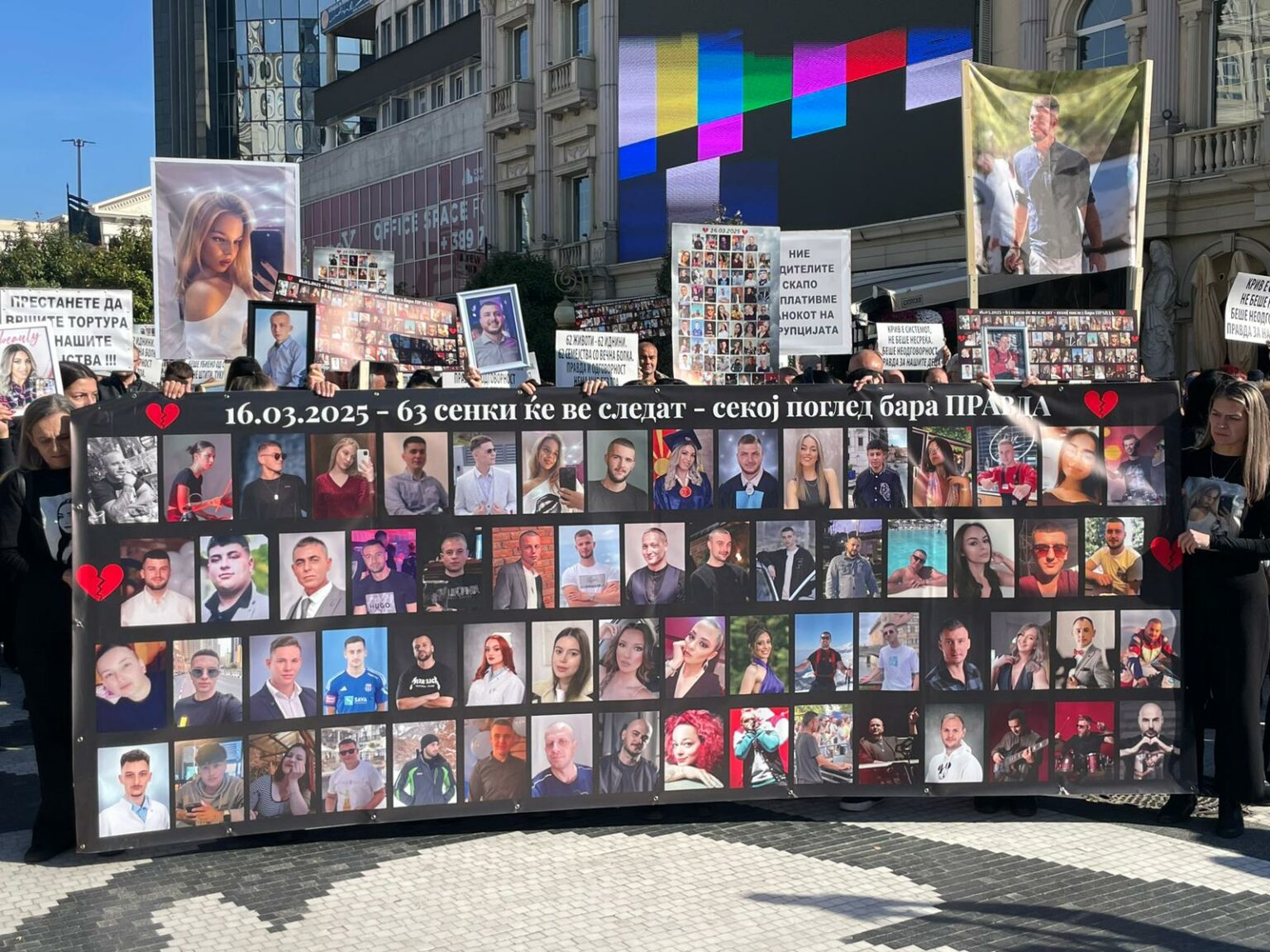 Колку детски животи треба да згаснат за да се разбудите? - Trn.mk